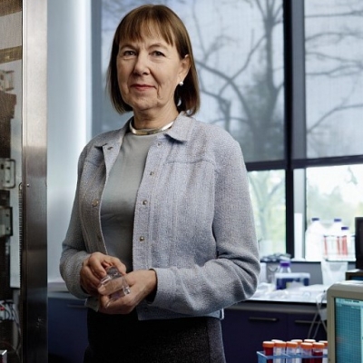 Laureates of the L’Oréal-UNESCO For Women in Science International ...